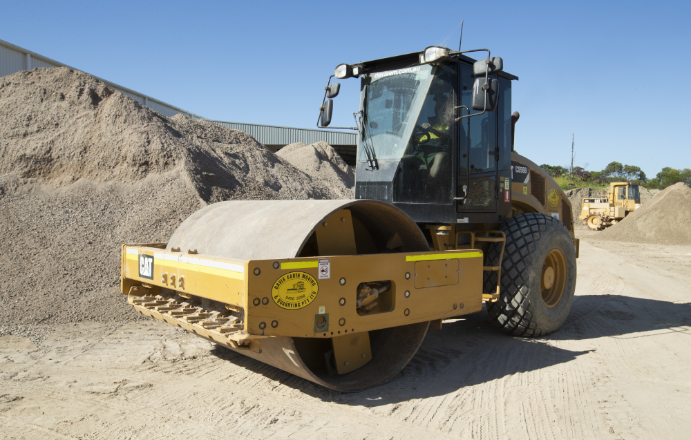 Our Equipment Fleet: Davis Earthmoving & Quarrying Pty Ltd