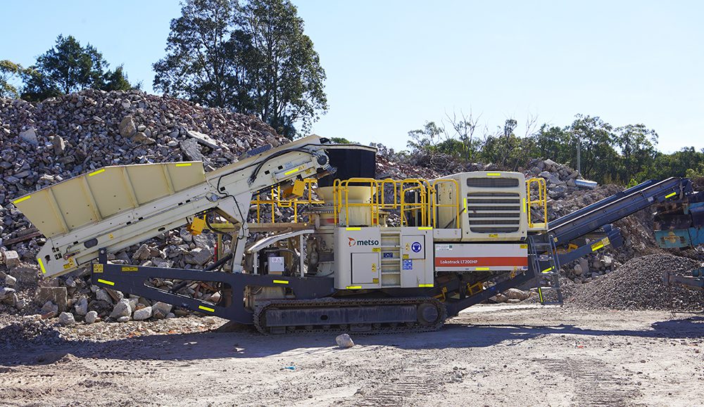 Our Equipment Fleet: Davis Earthmoving & Quarrying Pty Ltd
