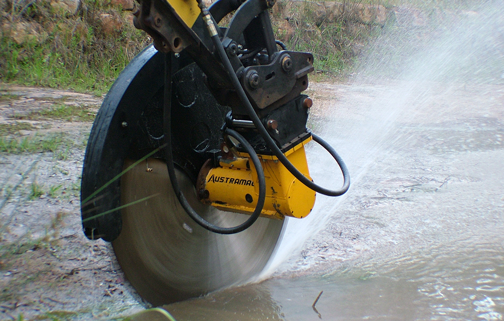 Mobile Crushing and Screening : Davis Earthmoving & Quarrying